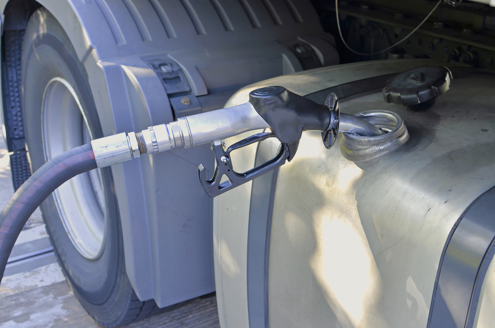 Containing and disposing of waste oil | TFE
