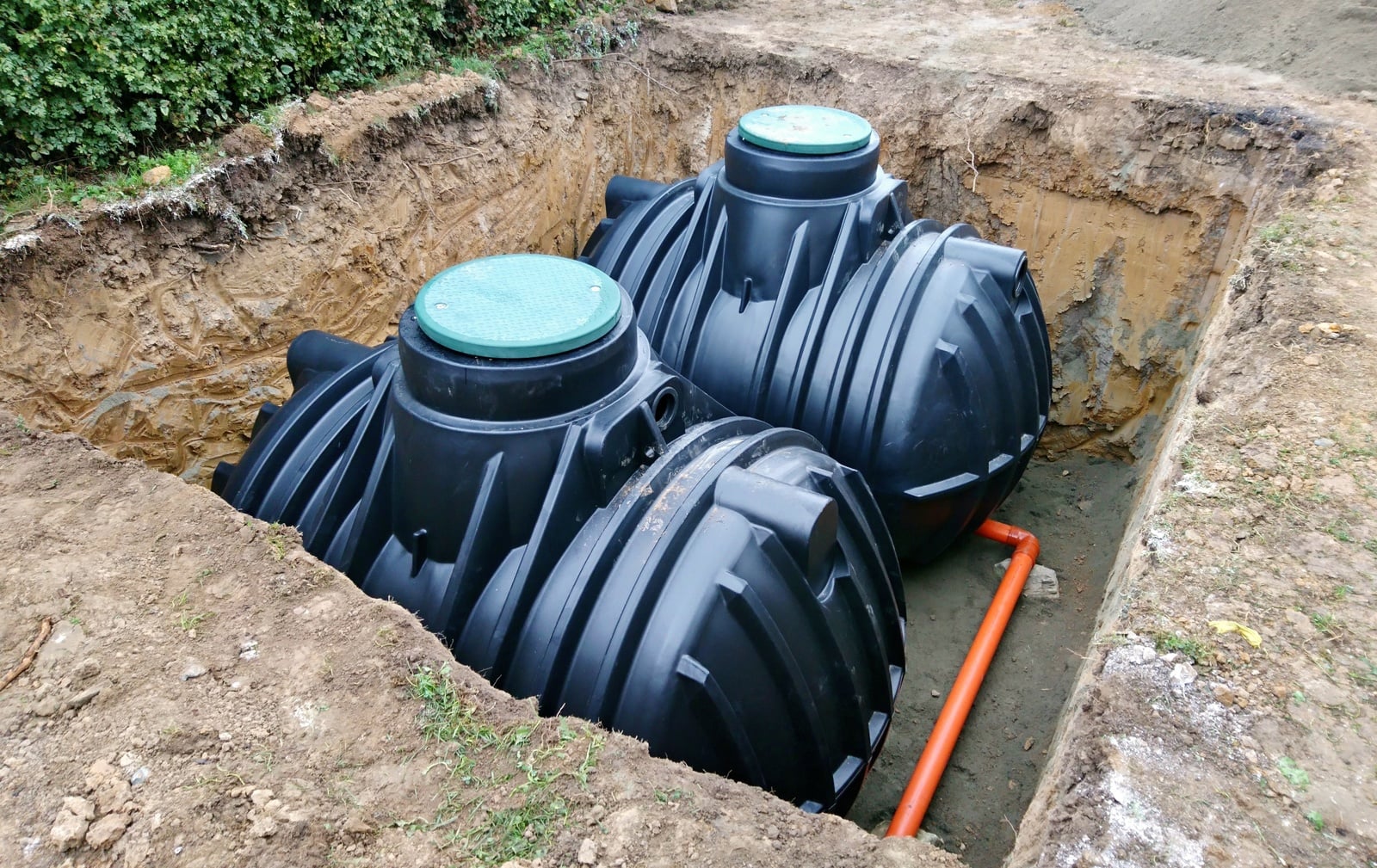 How to install an underground water tank